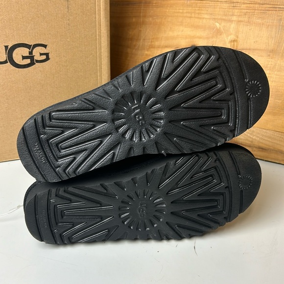 UGG | Shoes | Nib Womens Ugg Classic Mini Ii Black Ankle Boot Shearling ...